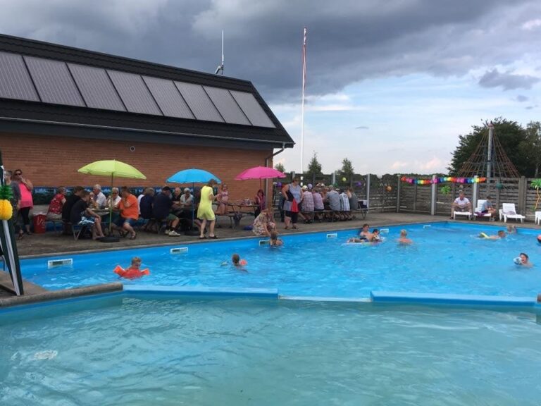 Pool aften party - Hessellund Sø Camping